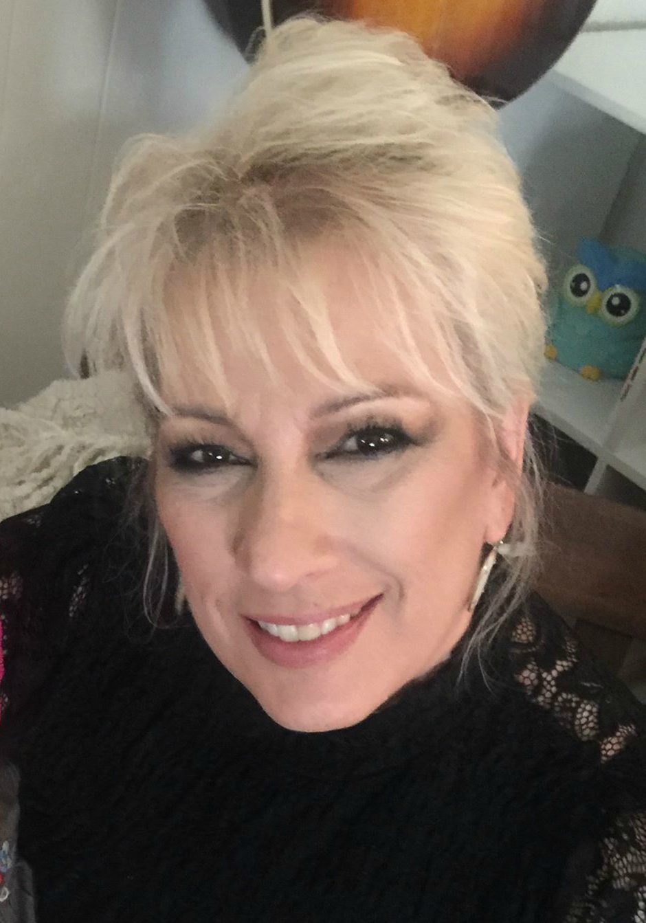 profile-picture-debbie-booth – Dick Mills